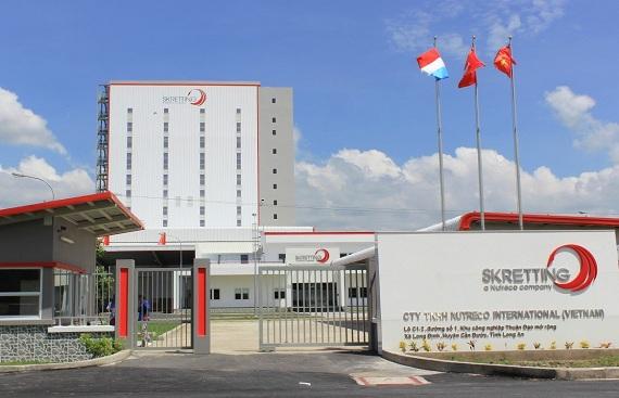 Skretting India launched a state-of-the-art shrimp and fish feed ...